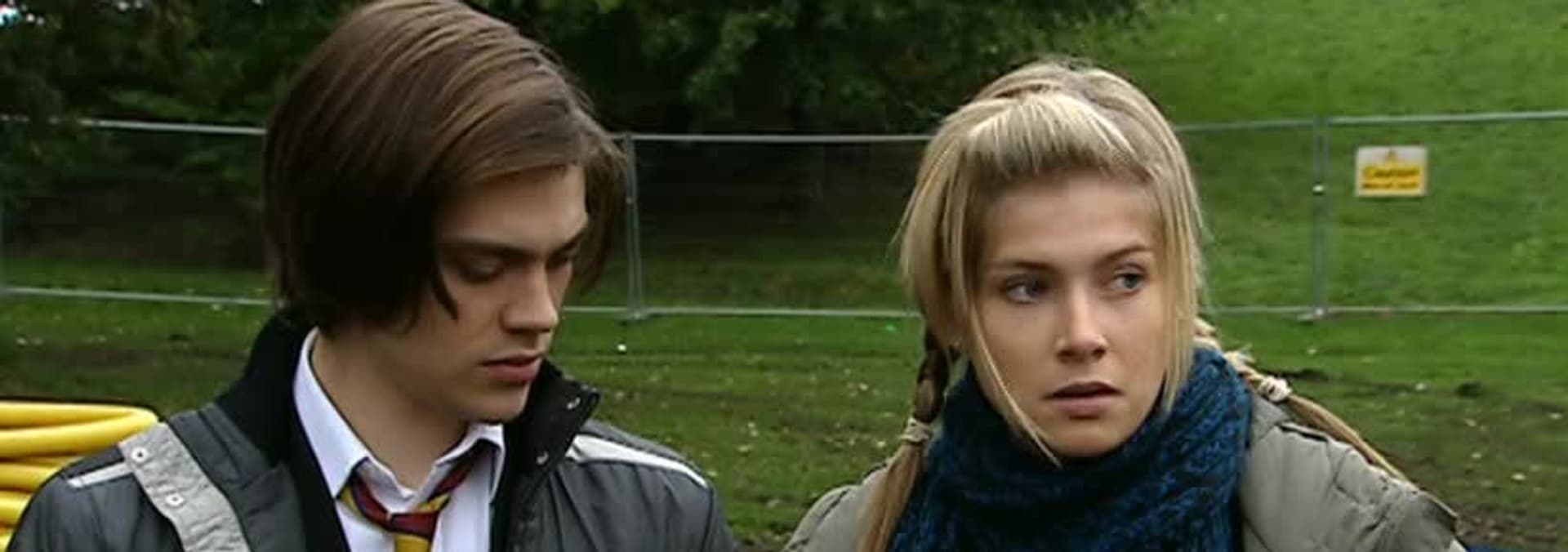 Watch Waterloo Road S03:E17 - Episode 17 - Free TV Shows | Tubi