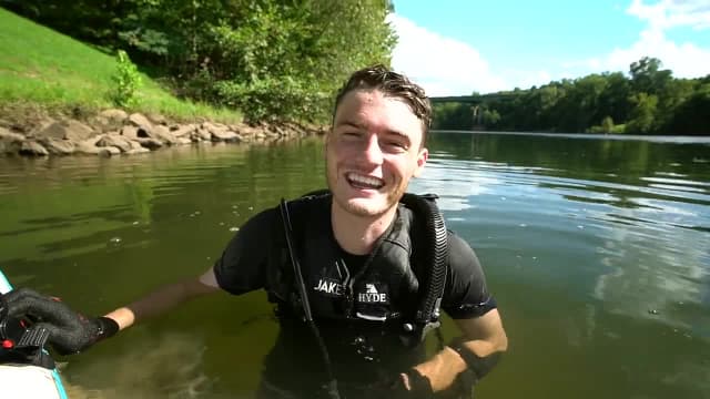 Watch Scuba Jake S03:E04 - The Sunken Ship - Free TV Shows | Tubi