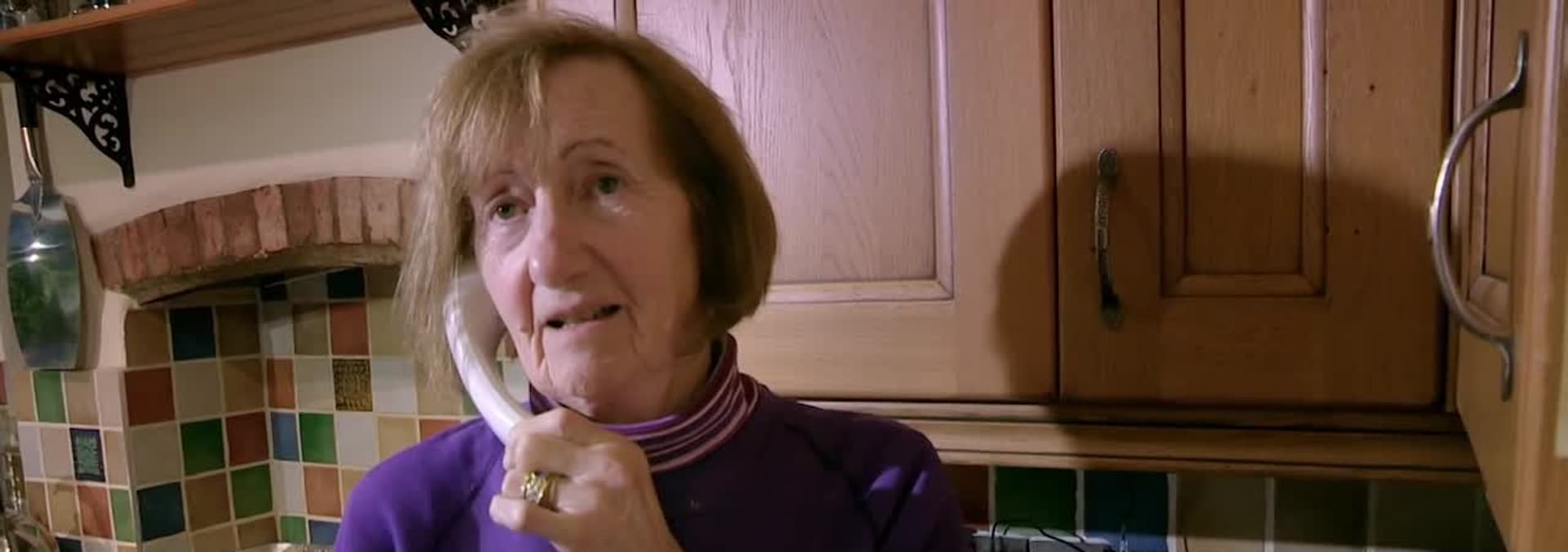 Watch Nightmare Tenants, Slum Landlords S01:E01 - Episode 1 - Free TV ...