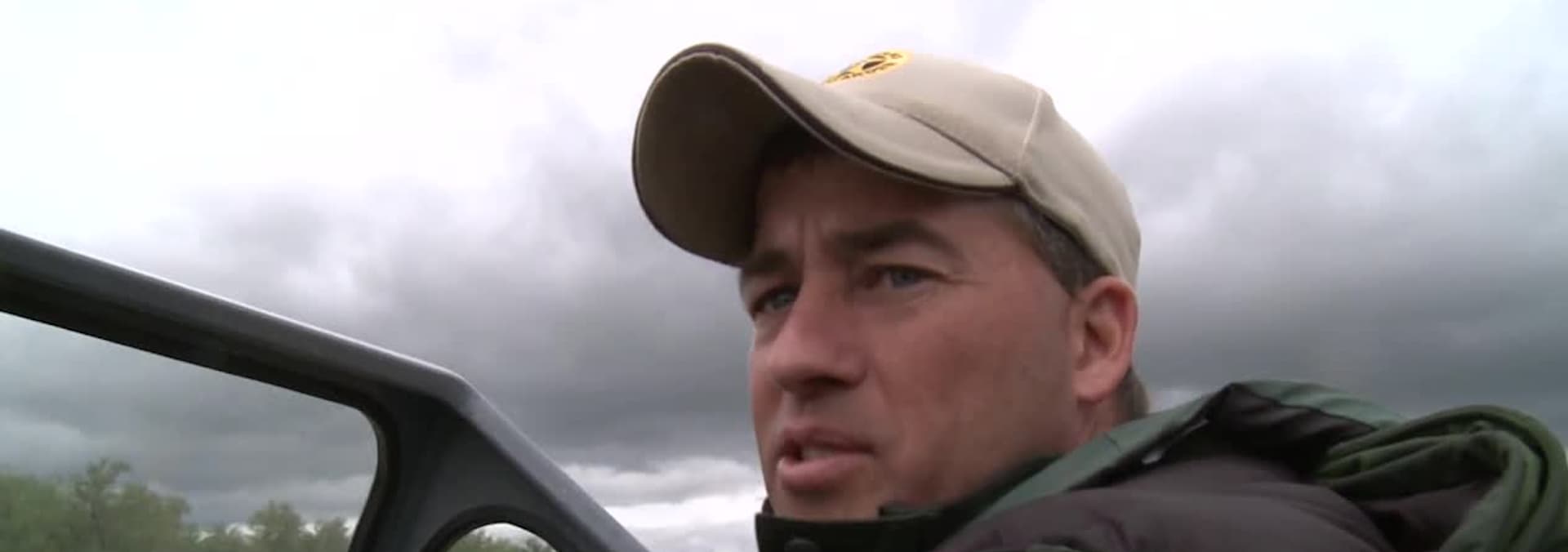 Watch Wardens S01:E01 - Caviar - Free TV Shows | Tubi