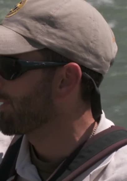 Watch Wardens S02:E03 - Waterfall - Free TV Shows | Tubi