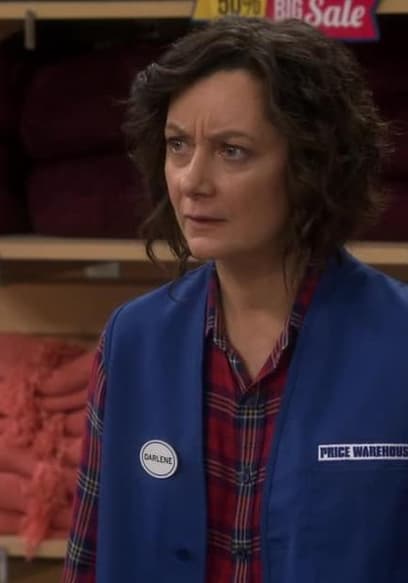 Watch The Conners S02:E15 - Beards, Thrupples and Robots - Free TV ...