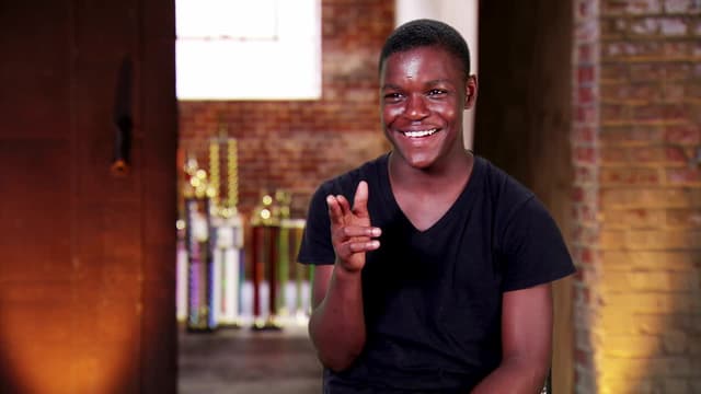 Watch Bring It S06:E09 - The Seniors' Last Battle - Free TV Shows | Tubi