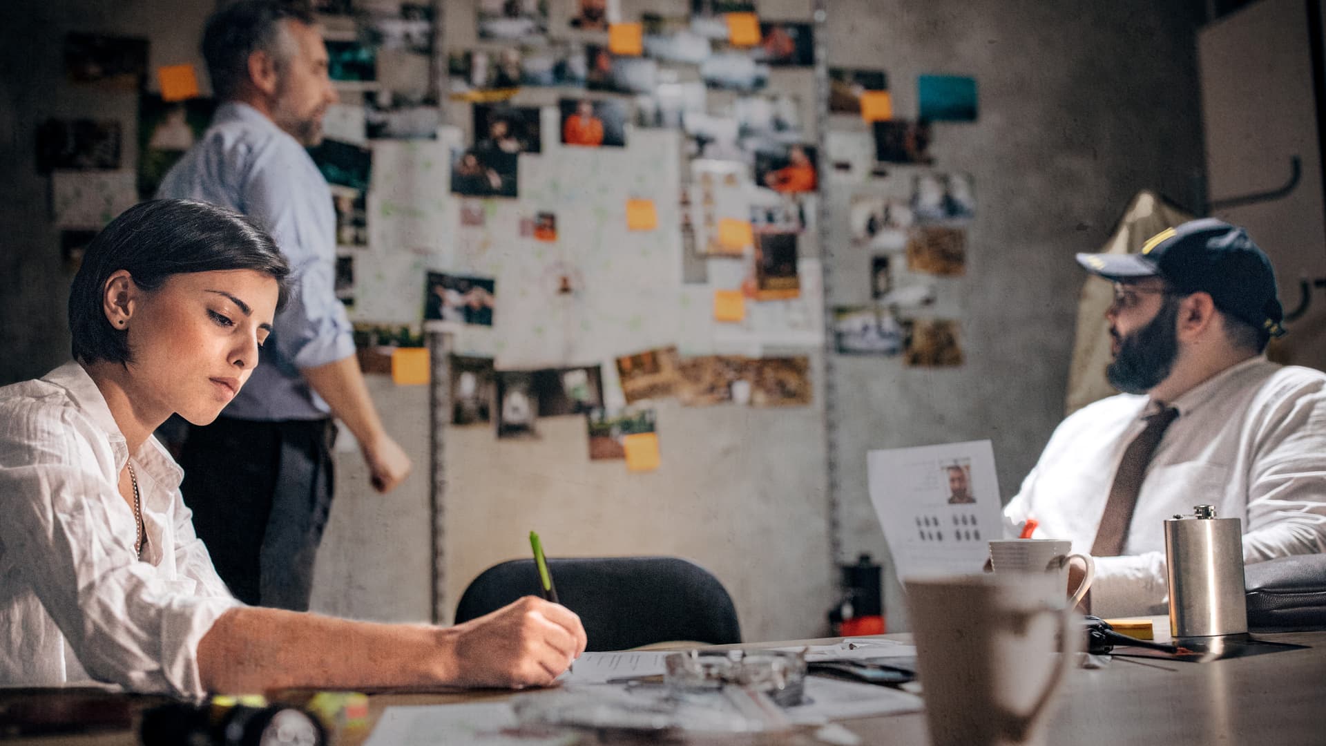 Watch Unusual Suspects: Deadly Intent - Free TV Shows | Tubi