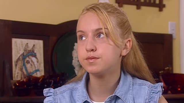 Watch The Saddle Club S02:E23 - High Stakes (Pt. 2) - Free TV Shows | Tubi