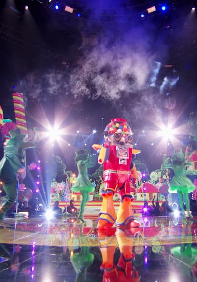 Watch The Masked Singer S11:E02 - Group B Premiere: The Wizard of Oz ...