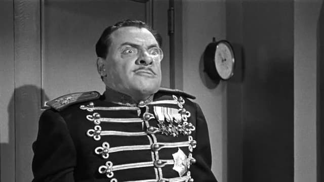 Watch The Three Stooges+ Comedy Gold Standard S04:E19 - Fuelin' Around ...