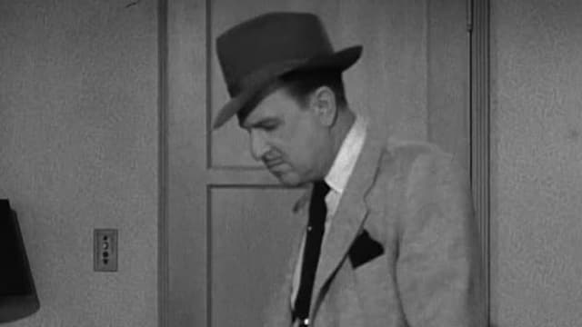 Watch The Abbott and Costello Show S02:E26 - Barber Lou - Free TV Shows ...