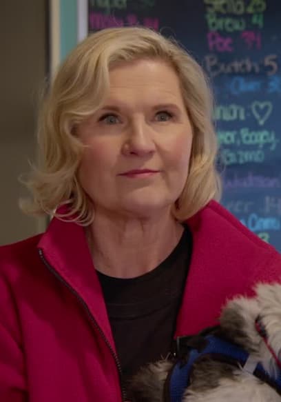 Watch In the Dawg Haus S01:E03 - Don't Put Me Down - Free TV Shows | Tubi