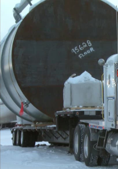 Watch Ice Road Truckers S01:E01 - Ready to Roll - Free TV Shows | Tubi