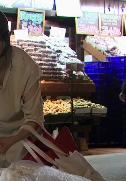 Watch Extreme Cheapskates S01:E01 - Kate - Free TV Shows | Tubi