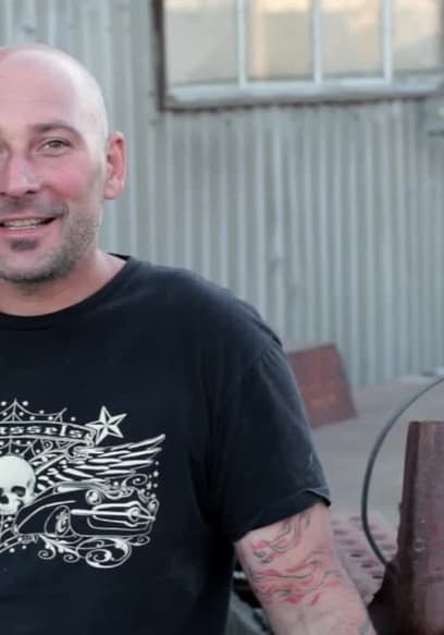 Watch Full Custom Garage S01:E02 - Bugged Out - Free TV Shows | Tubi
