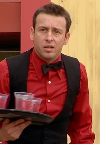 Watch Just for Laughs Gags S09:E03 - Army Tank Gun Goes Off - Free TV ...