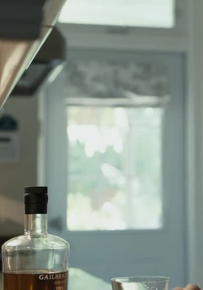 Watch Shoot the Messenger S01:E03 - I Shall Be Released - Free TV Shows ...