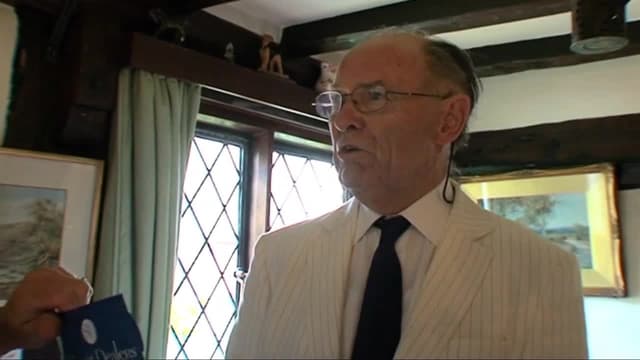 Watch Secret Dealers - Free TV Shows | Tubi