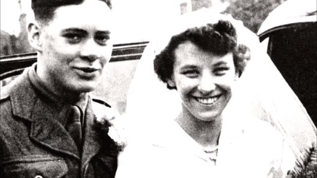 Watch Fred Dinenage Murder Casebook S01:E04 - Ruth Ellis: Last Woman ...