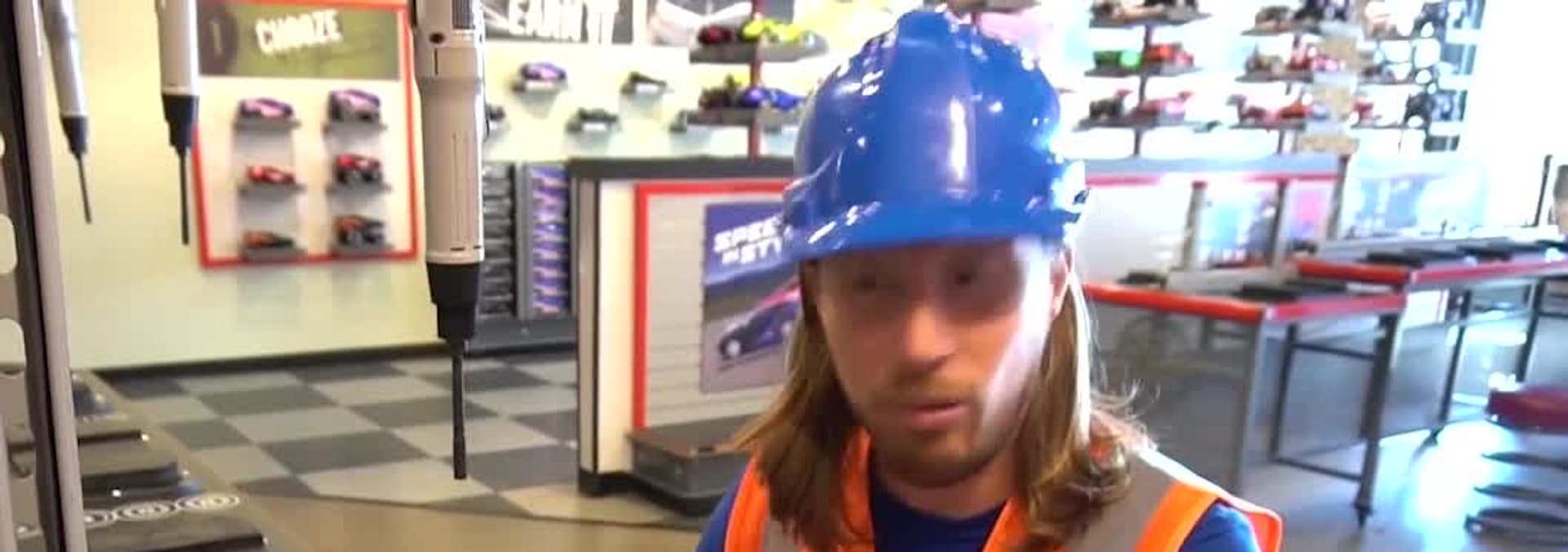 Watch Handyman Hal S01:E02 - Handyman Hal builds a Police Car at ...