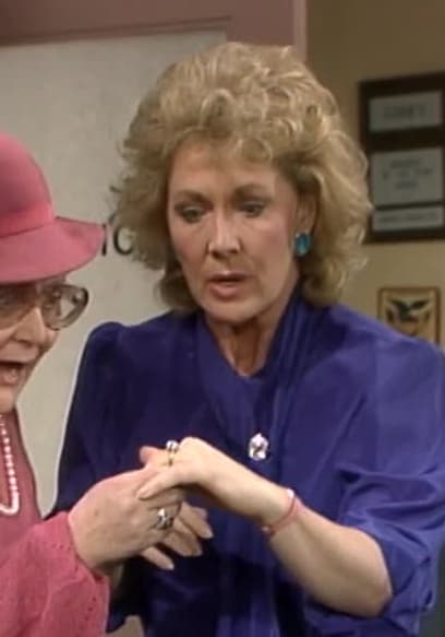 Watch Check It Out S01:E15 - Otherwise Engaged - Free TV Shows | Tubi