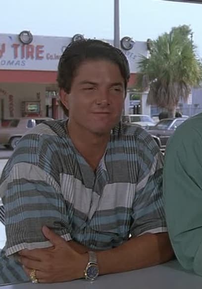 Watch Miami Vice S03:E03 - Killshot - Free TV Shows | Tubi