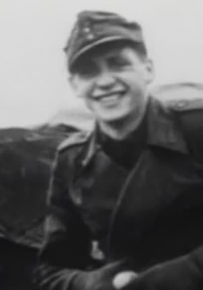 Watch Battleline S01:E26 - Battle of the Bulge - Free TV Shows | Tubi