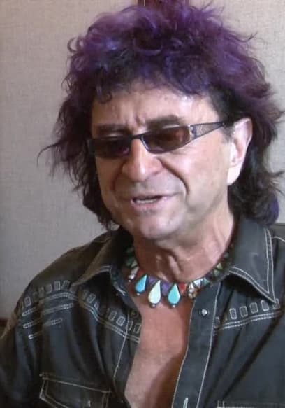 Watch Steal the Show S01:E12 - Hey Bully! - Free TV Shows | Tubi