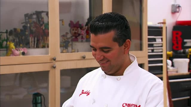 Watch Cake Boss S09:E05 - Rebuilds and Raw Fish - Free TV Shows | Tubi