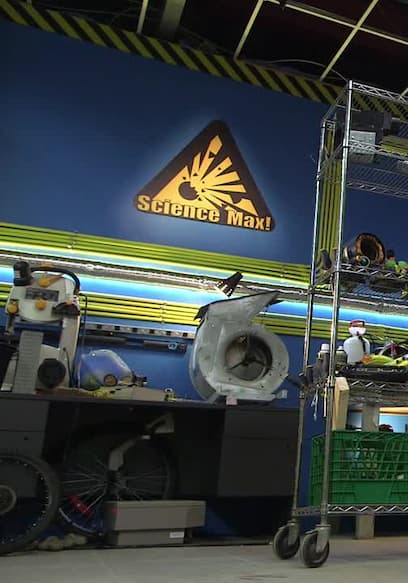 Watch Science Max S01:E01 - Rocket Car - Free TV Shows | Tubi