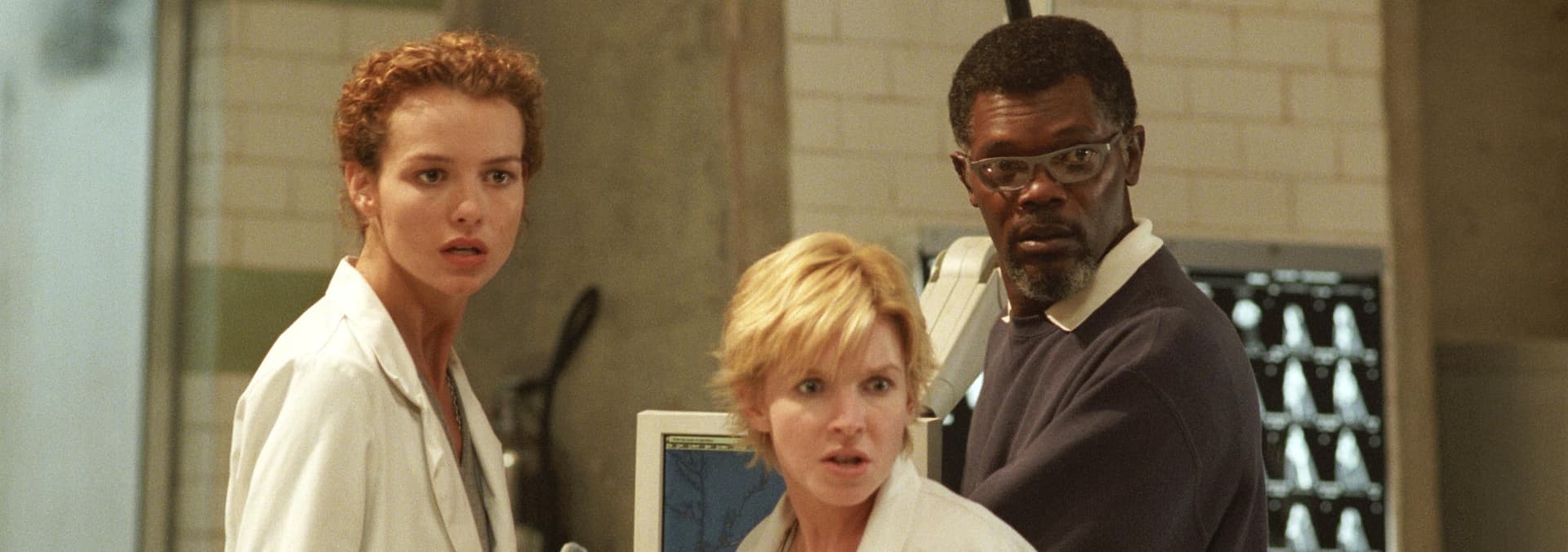 Watch Deep Blue Sea (1999) - Free Movies | Tubi