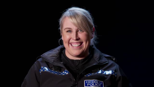 Watch Police Code Zero: Officer Under Attack S02:E05 - Episode 5 - Free ...