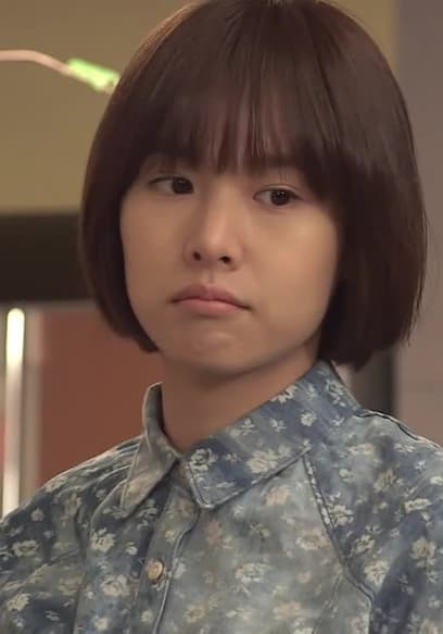 Watch Nine S01:E10 - Episode 10 - Free TV Shows | Tubi