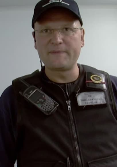 Watch UK Border Force S01:E05 - Episode 5 - Free TV Shows | Tubi