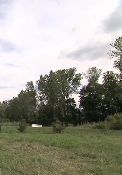 Watch Extreme RVs S01:E01 - On-Set Double Decker - Free TV Shows | Tubi