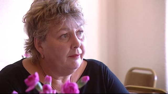 Watch The Hotel Inspector S01:E01 - The Hanmer Arms - Free TV Shows | Tubi