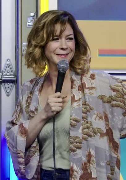 Watch Coming to the Stage S04:E02 - Emily Maya Mills - Free TV Shows | Tubi