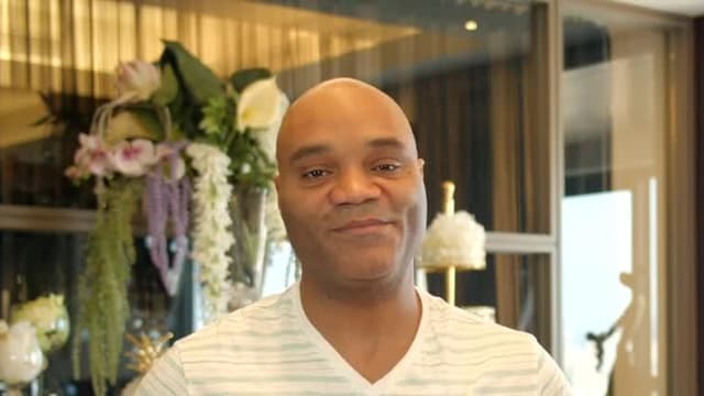 Watch The Expats International Ingrams S01:E01 - The Ingrams Are Back ...