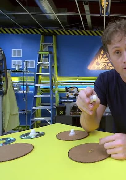 Watch Science Max S01:E03 - Friction - Free TV Shows | Tubi