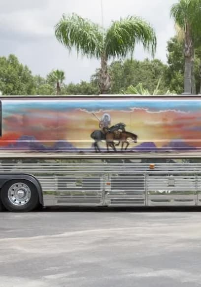 Watch Extreme RVs S03:E02 - Winnebago's First Grand - Free TV Shows | Tubi