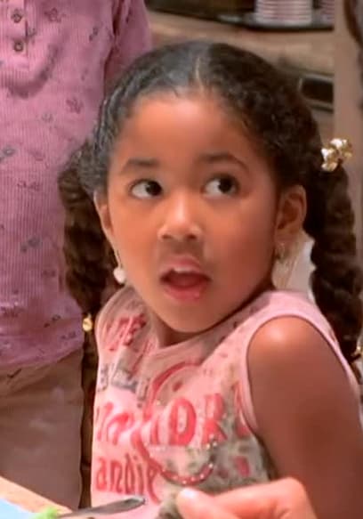 Watch Kimora: Life in the Fab Lane S01:E04 - Kimora Knows She Cannes ...