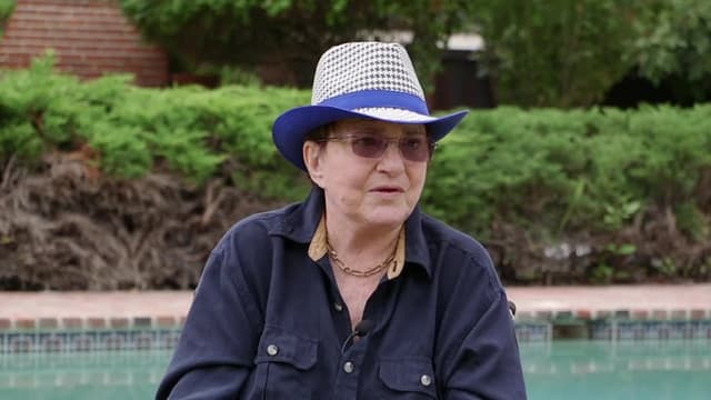 Watch Outrageous S04:E01 - Robin Tyler - Free TV Shows | Tubi