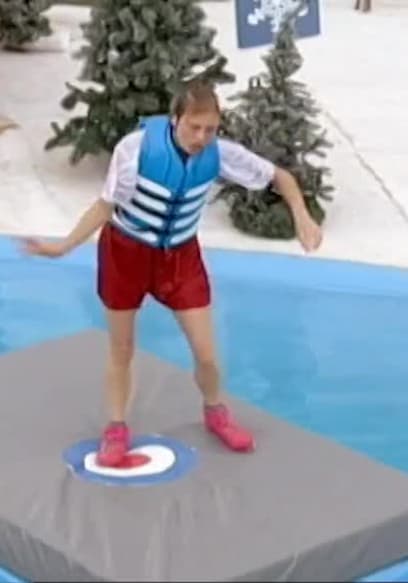 Watch Total Wipeout UK S06:E07 - Episode 7 - Free TV Shows | Tubi