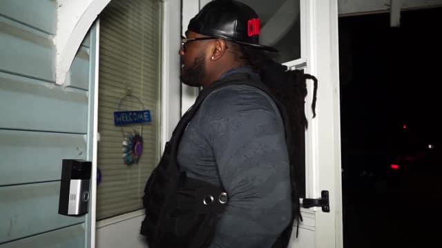 Watch Bounty Tank S01:E05 - Escaped the Facility - Free TV Shows | Tubi