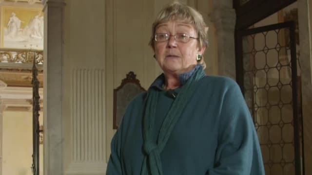 Watch Hidden Italy S01:E01 - The Accona Desert and Sense Clays - Free ...