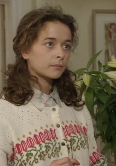 Watch Absolutely Fabulous S01:E01 - Fashion - Free TV Shows | Tubi