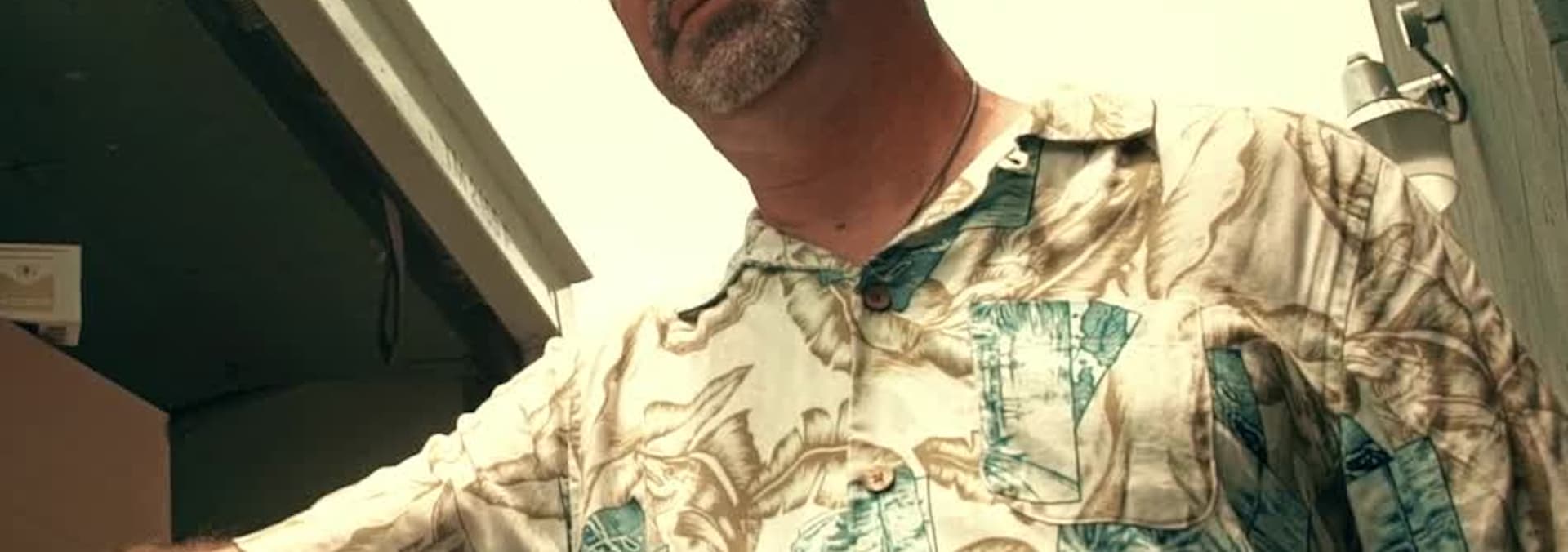 Watch Deep Undercover S01:E13 - Operation Royal Charm: Smuggler's Blues ...