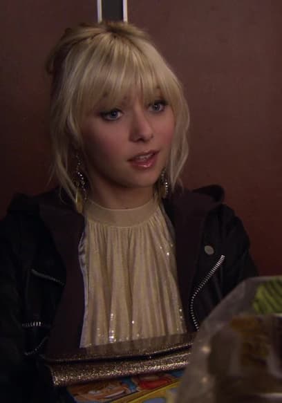 Watch Gossip Girl S02:E20 - Remains of the J - Free TV Shows | Tubi