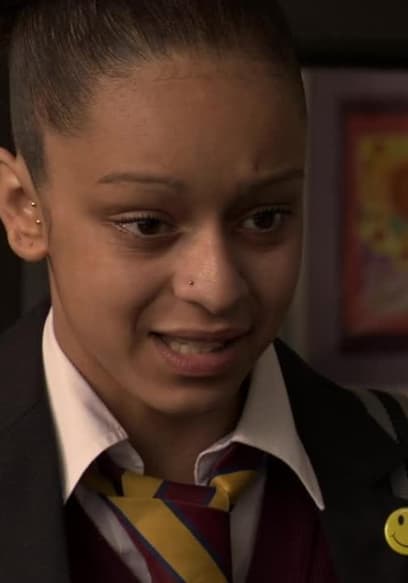 Watch Waterloo Road S08:E01 - New Beginnings - Free TV Shows | Tubi