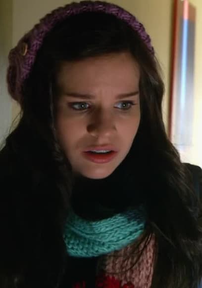 Watch Less Than Kind S03:E06 - Lawyers and Cougars and Bankers, Oh My ...