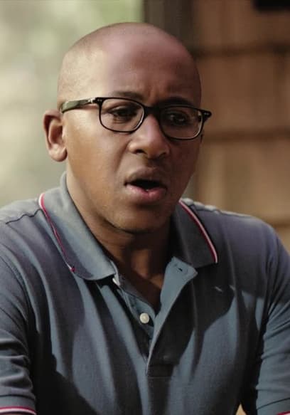 Watch Casual S01:E02 - Friends - Free TV Shows | Tubi