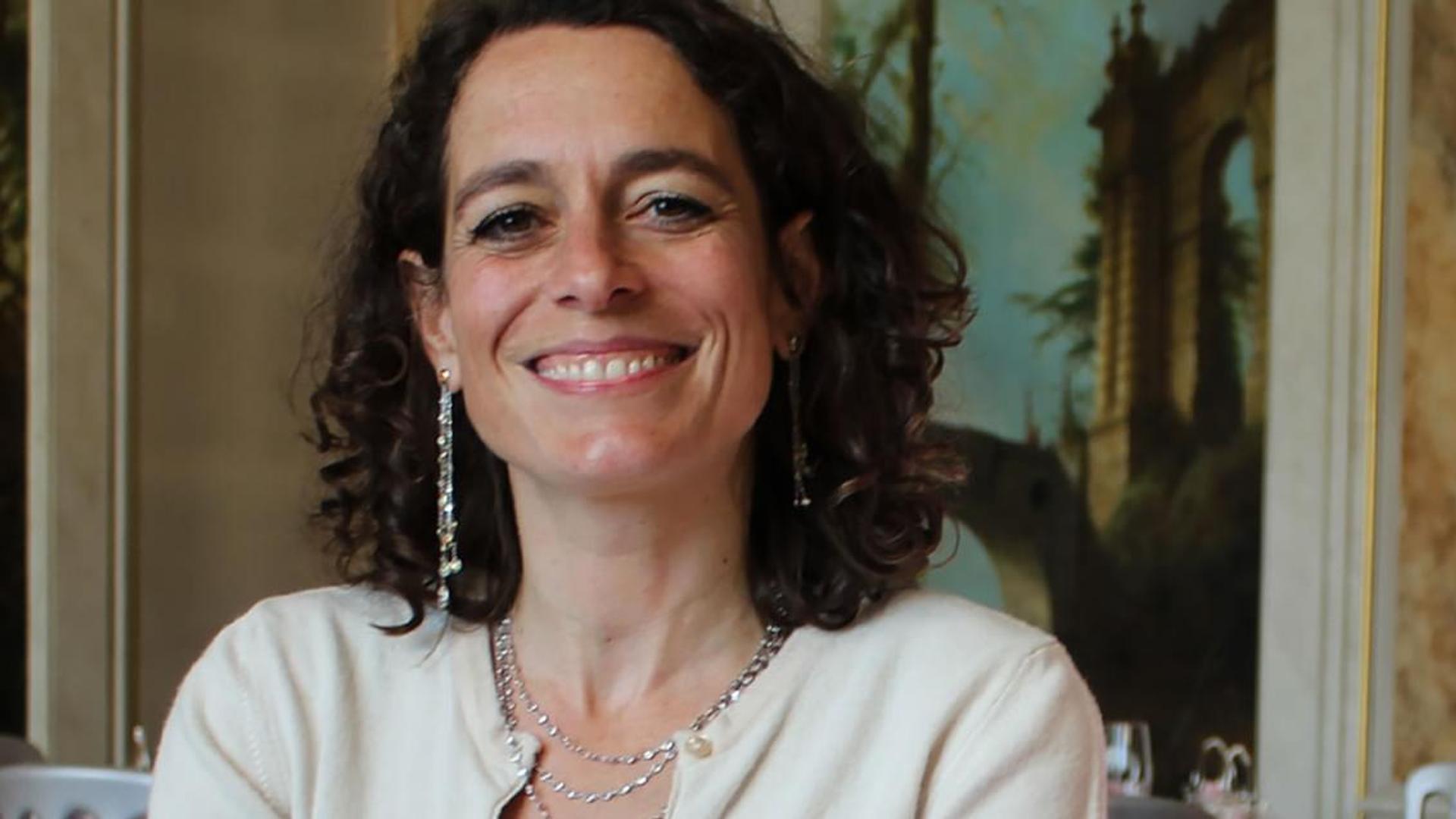Watch Alex Polizzi: The Fixer - Free TV Shows | Tubi