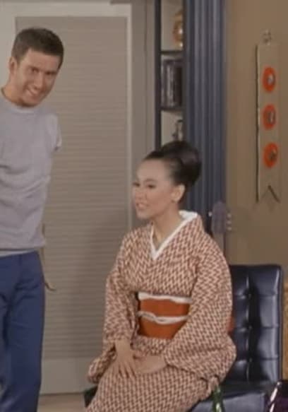 Watch That Girl S01:E19 - Kimono My House - Free TV Shows | Tubi
